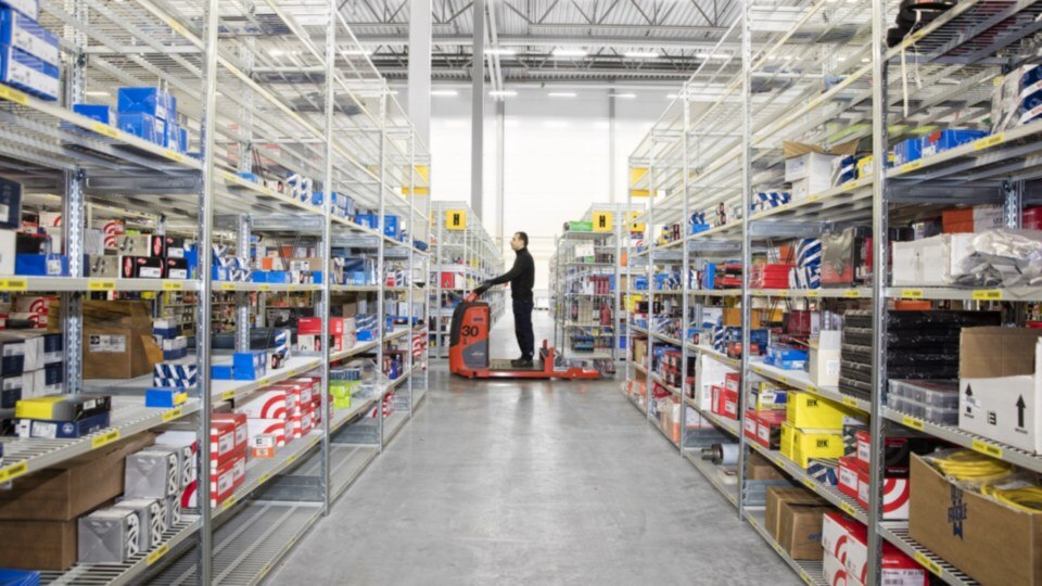 Linde kundreportage – AD Bildelar accelererar i nytt centrallager